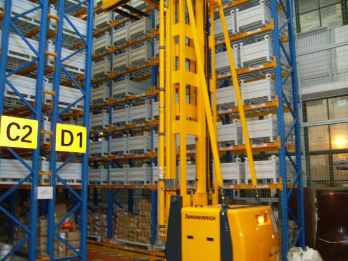 Efficient Space Utilisation VNA Racking System For Warehouse Storage