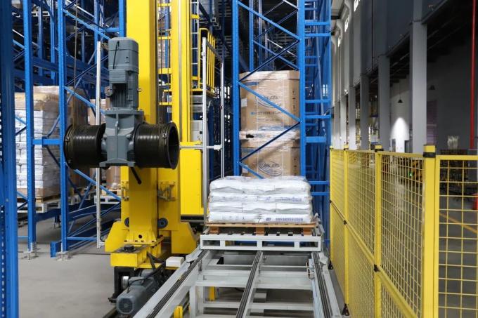 Modern Automated Storage and Retrieval Warehouse With Computerized ...